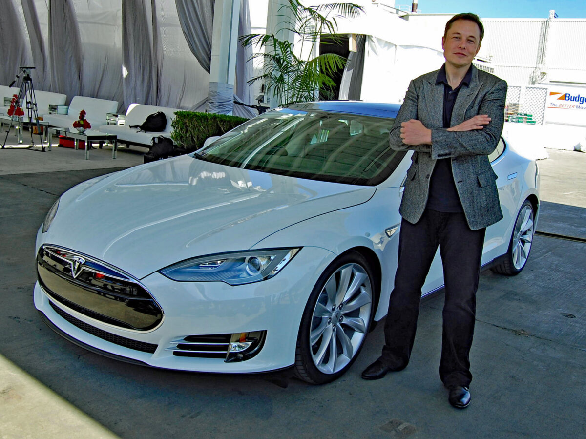 Why are Tesla sales plummeting? – The Sloman Economics News Site